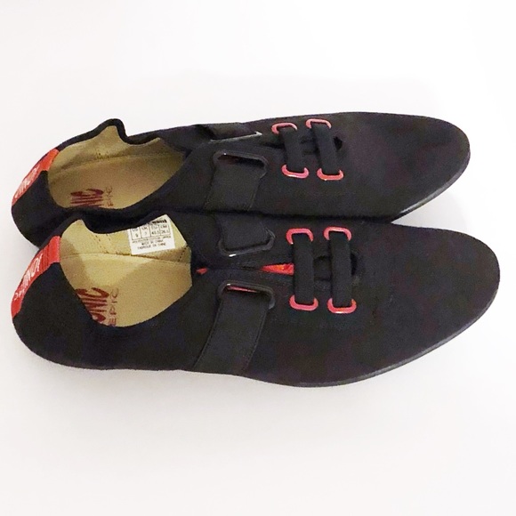 ionic | Shoes | Ionic Epic Black Canvas Peaton Athlete Shoes 9m | Poshmark